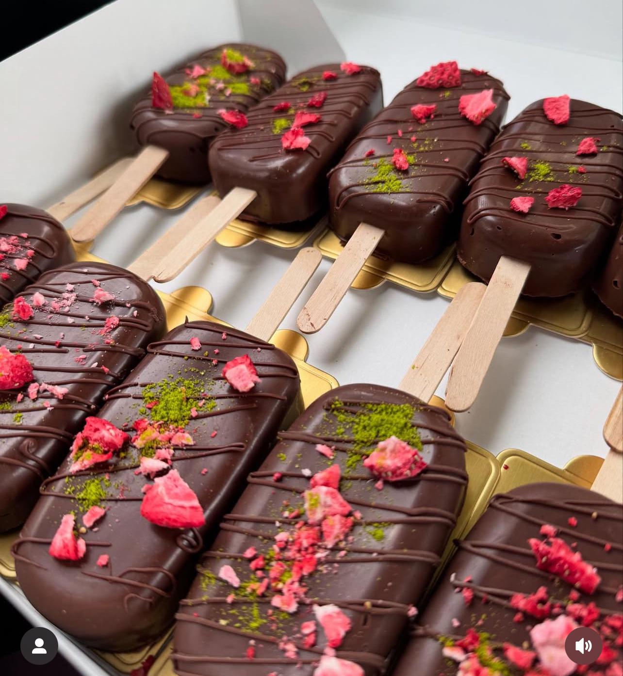 Luxury Dubai Chocolate Bars | Handcrafted | - Etsy
