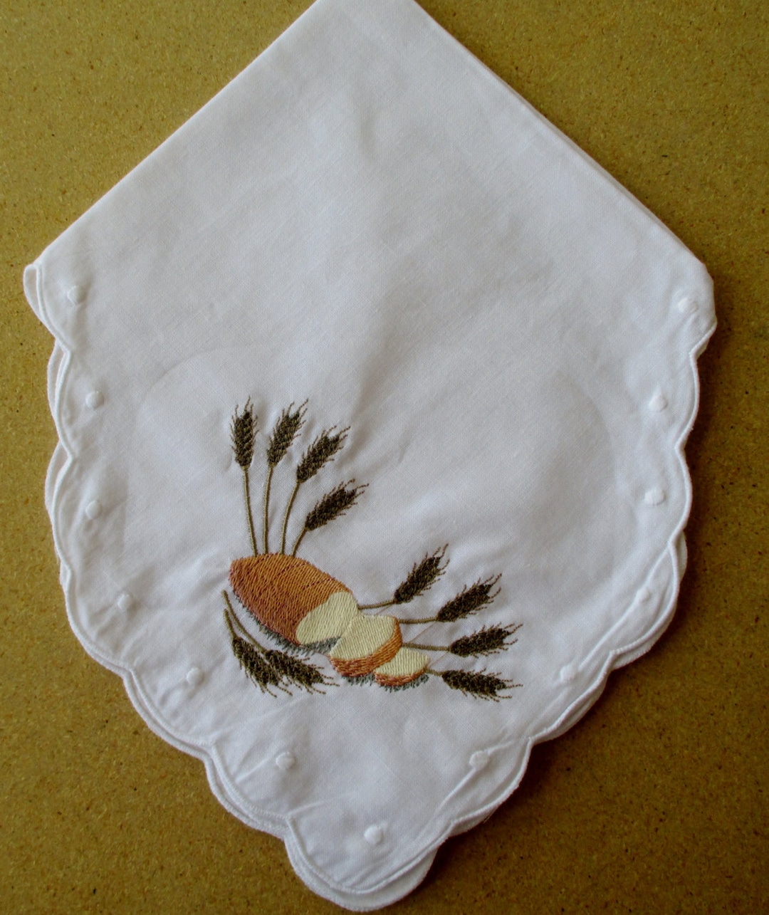 Embroidered Linen Bread Basket Liner With Bread - Etsy