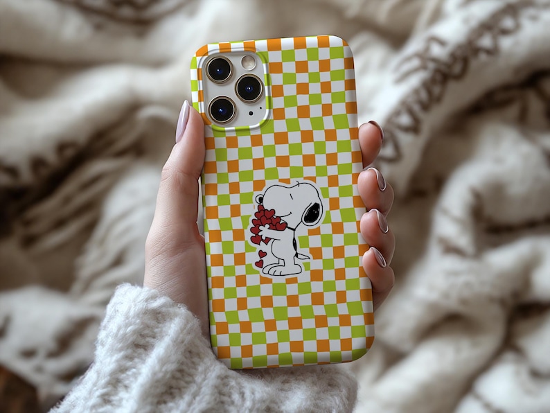 Snoopy Cartoon Phone Case for iPhone Samsung Pixel, Retro Checkered ...