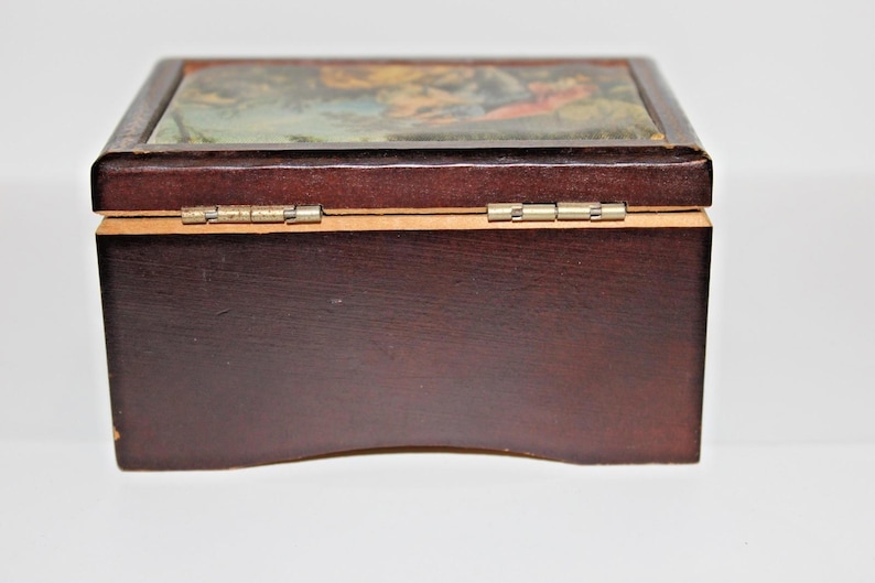 Vintage Linden Japan Music Box Boucher Spring Love Story Wood Jewelry ...