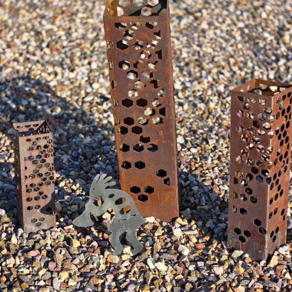 Beehive Garden Columns Garden Decor Garden Statue Well Cover Landscape ...