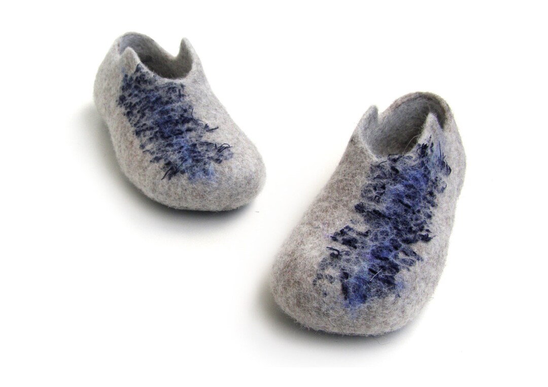 Eco Women Felted Wool Slippers Linen, Handmade Wool Clogs Blue Gray ...