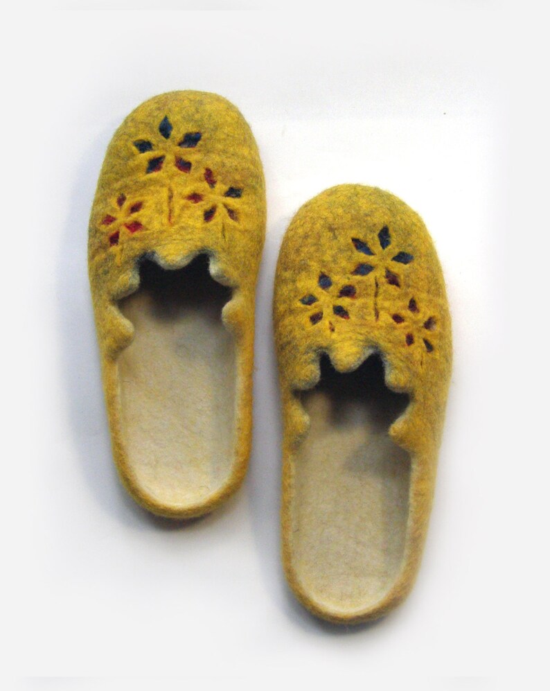 Felt Slippers Women With Flower Design Felted Wool Home - Etsy