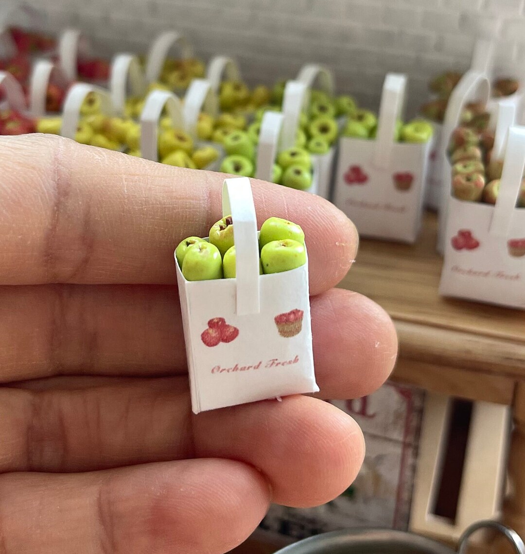 Miniature Dollhouse 1/2 Peck of Green Apples in Paper Bag in 1:12 Scale ...