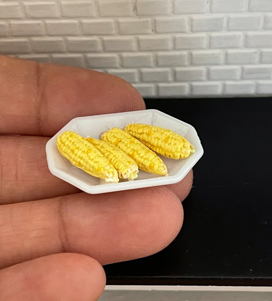 Miniature Dollhouse 4 Corn on the Cob in 1:12 Scale One Inch Doll Food ...
