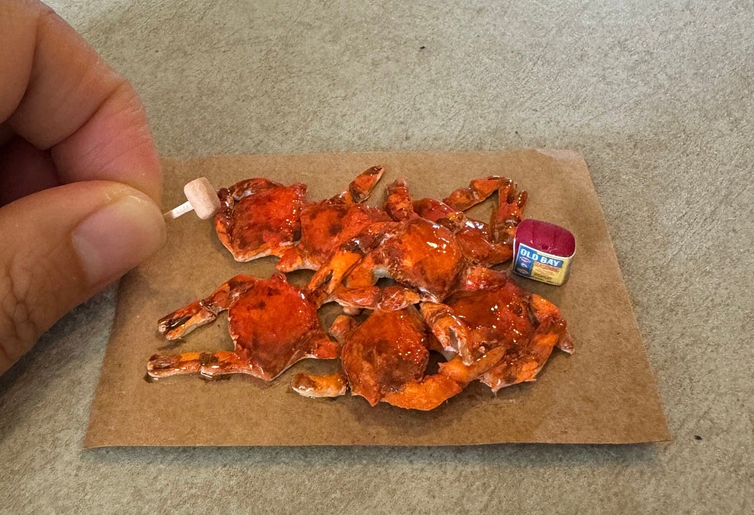 Miniature Dollhouse Steamed Crabs on Kraft Paper in 1:12 Scale One Inch ...