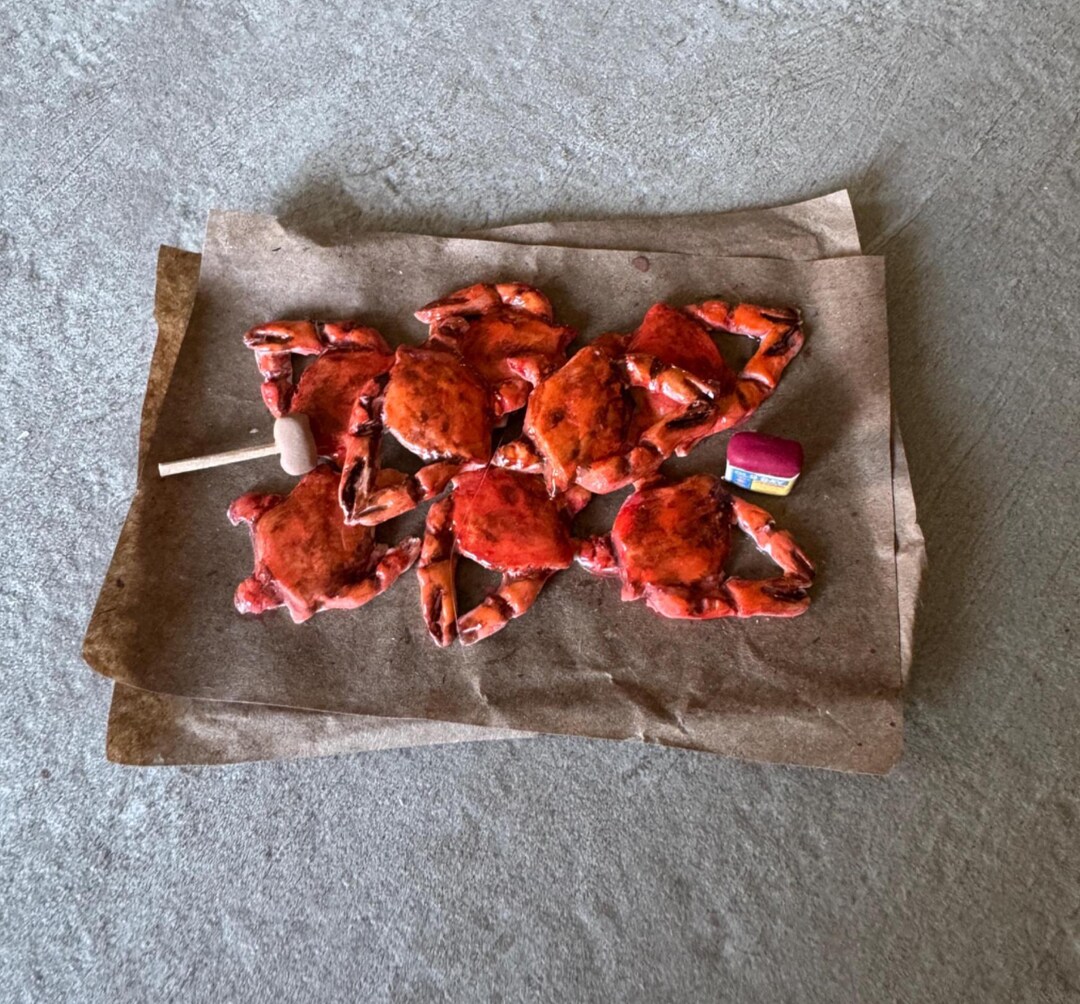 Miniature Dollhouse Steamed Crabs on Kraft Paper in 1:12 Scale One Inch ...