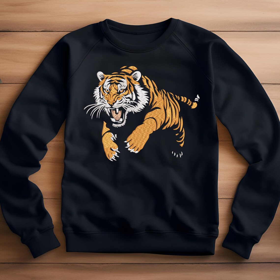 Tiger Head Embroidery Design, Lifelike Animal Face Pattern for Dark ...