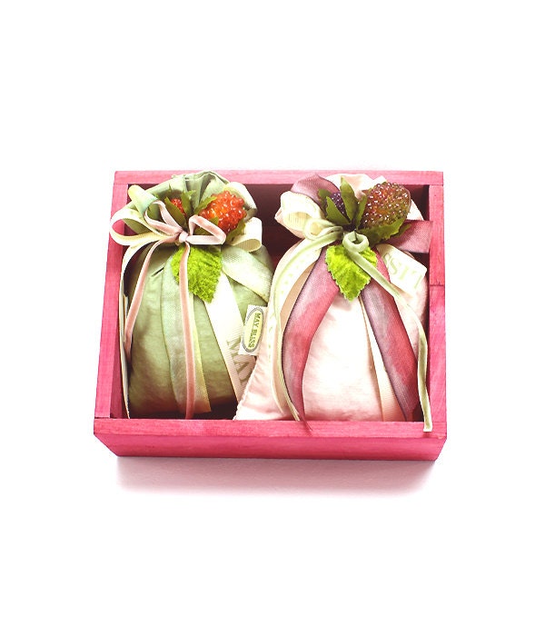 Two Silk Lavender Sachet With Beaded Berry in Raspberry Wooden - Etsy