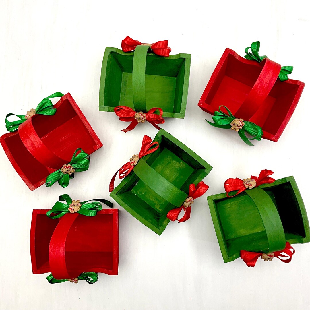 Mini Christmas Basket, Balsam Wood Goody Basket With Ribbon - Etsy