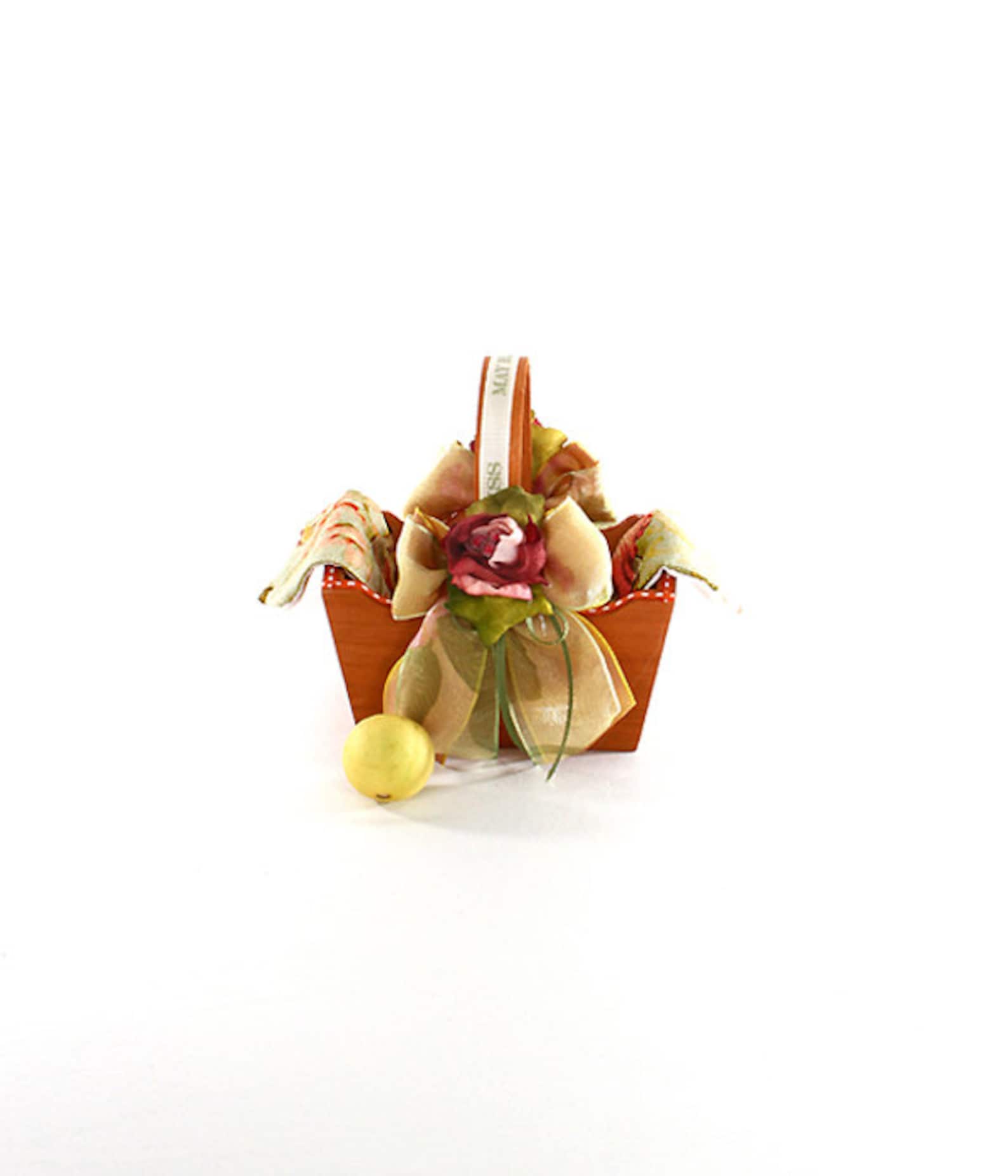 Small Wooden Basket Decorated With Flowers and Linen - Etsy