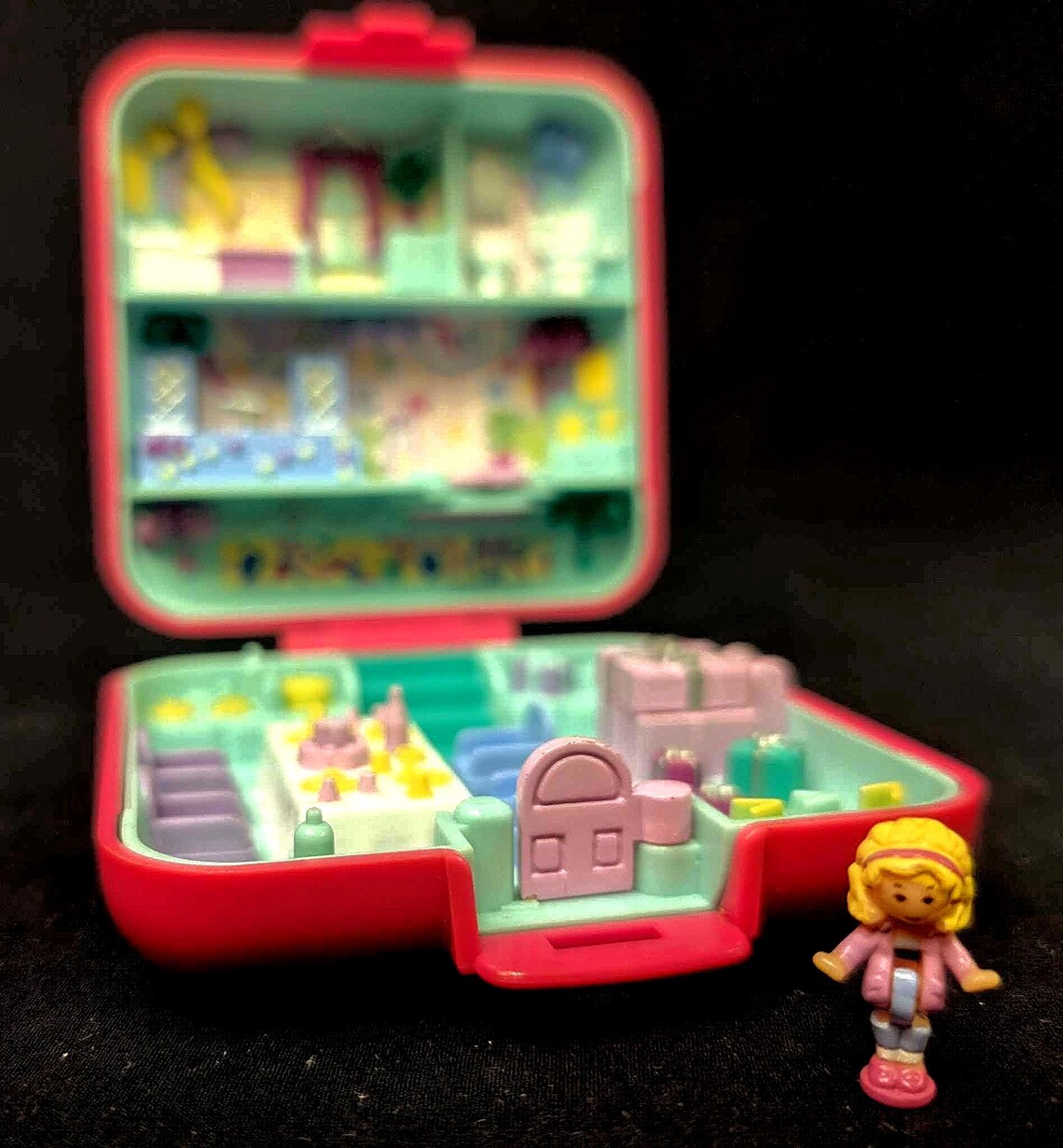 Polly Pocket Partytime Surprise / Polly's Birthday Party, Vintage, 1989 ...