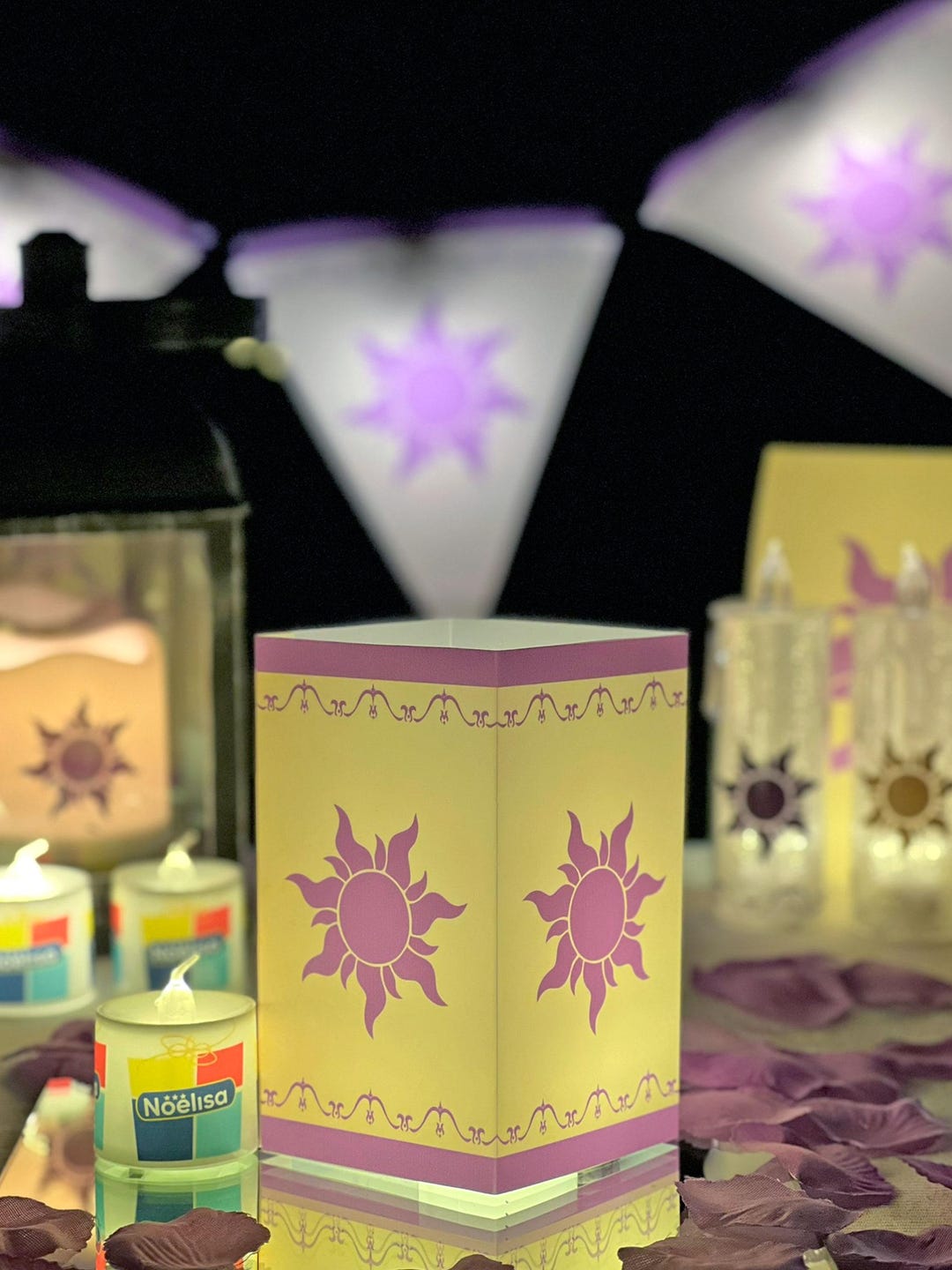 Tangled Lantern Set of 10 Party Souvenirs, Square Luminaries, Rapunzel ...