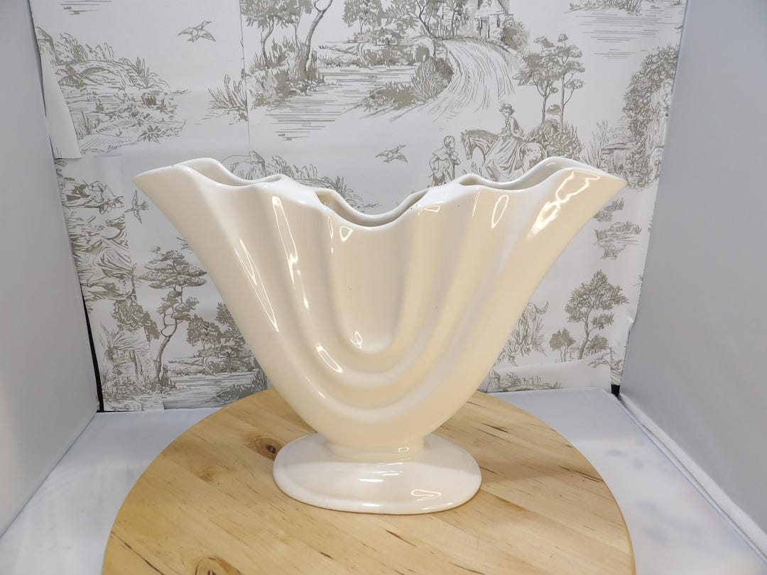 Vintage Camark Foyer Fan Flower Vase Made in Arkansas - Etsy
