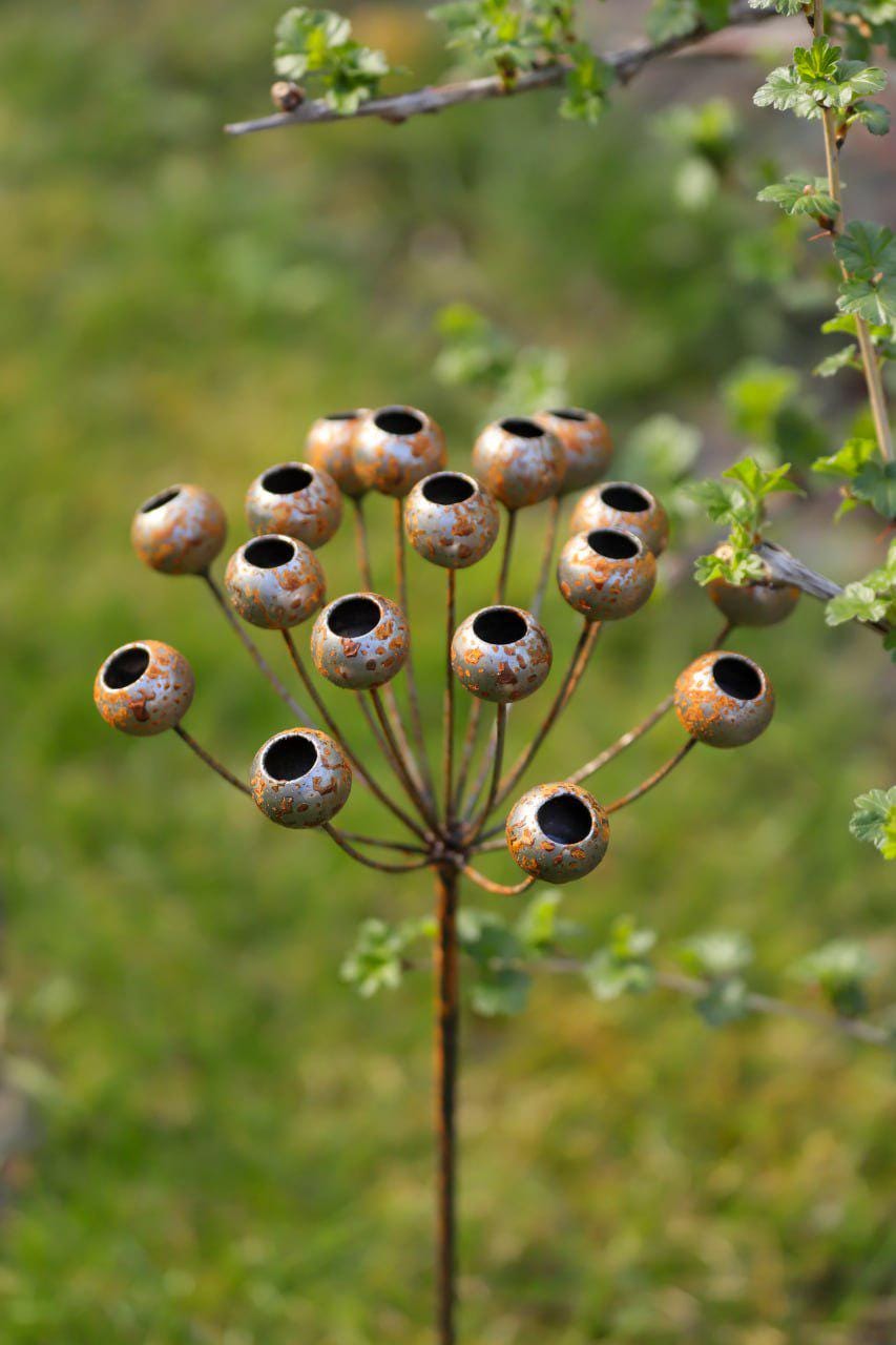 Rustic Metal Flower Garden Stake: Handmade Exotic Bloom. - Etsy