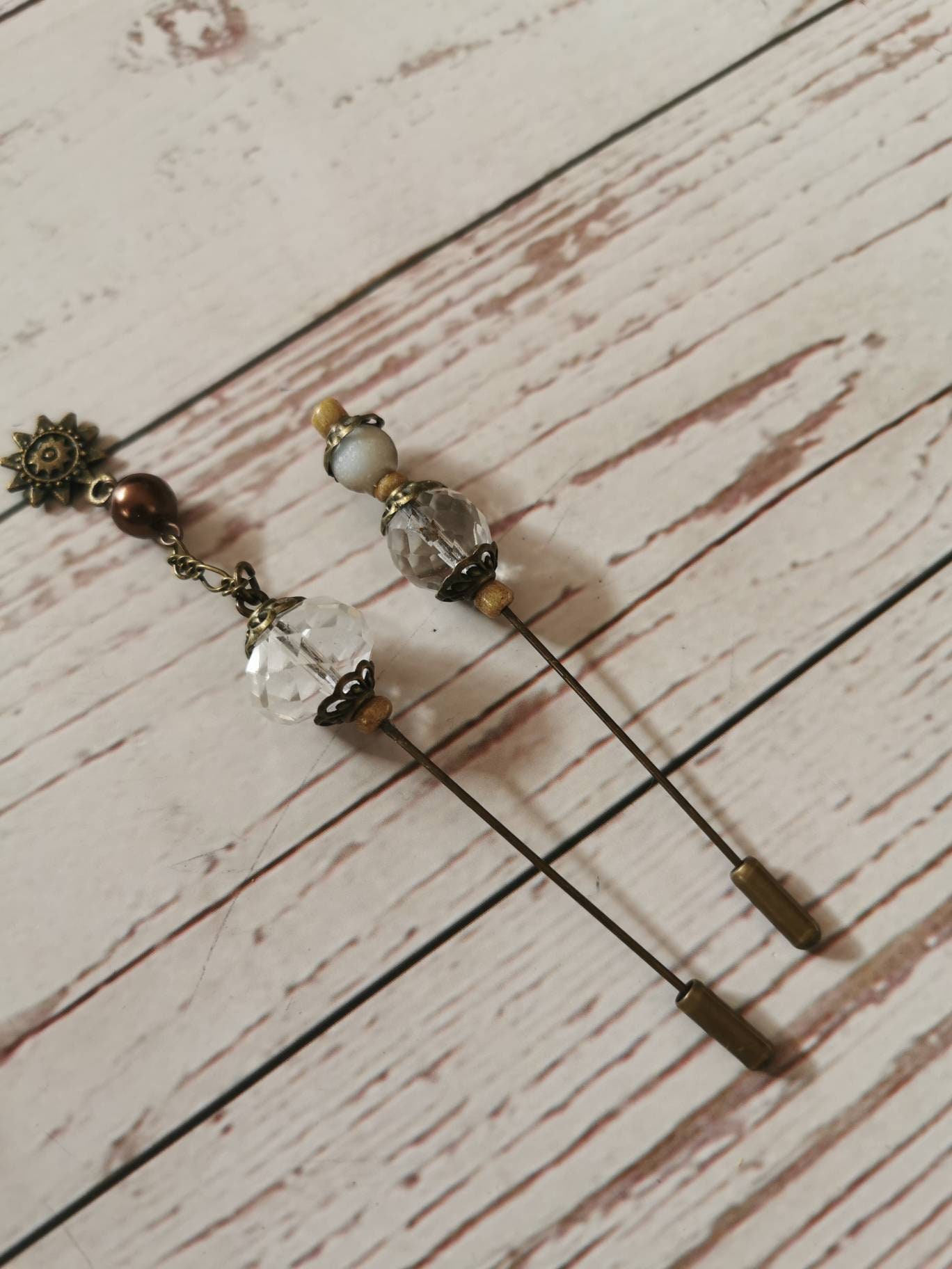 Counting pins with protector Romantic Vintage Floral Arranging Floral ...