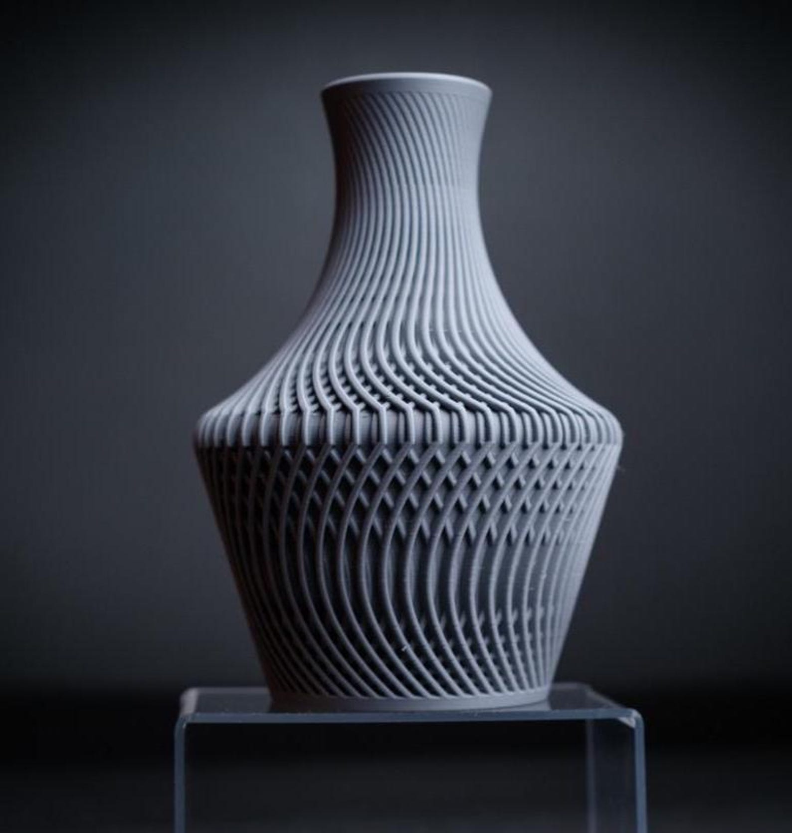Lucid Vase – 3D Printed Sculptural Vase With Woven Geometric Texture ...