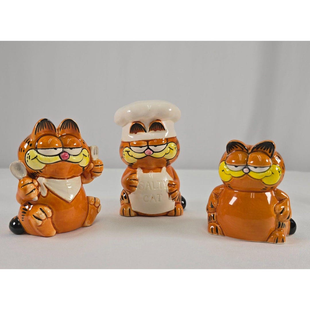 Enesco Vintage Garfield Set of 3 Kitchen Salt & Pepper Shakers ...
