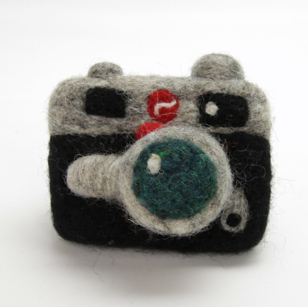 Needle Felted Camera Kit, Wool Felt Camera, Needle Felted Ornament ...