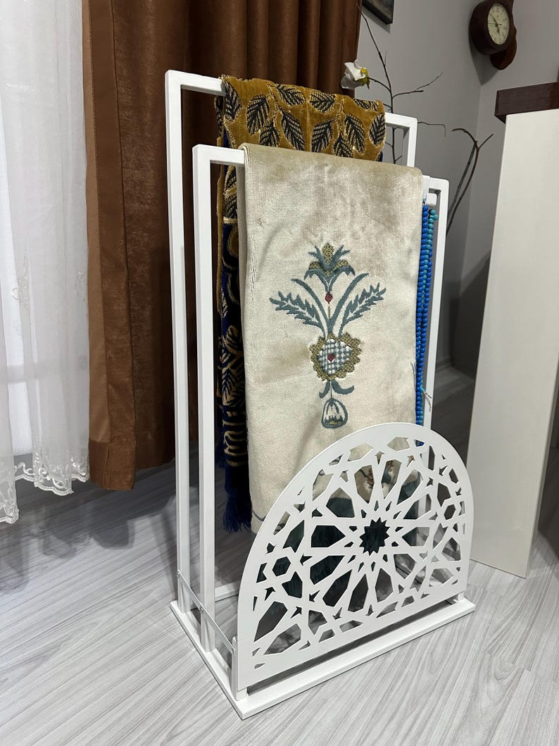 Metal Prayer Rug Hanger,modern Islamic Home Decor,elegant Prayer Rug ...
