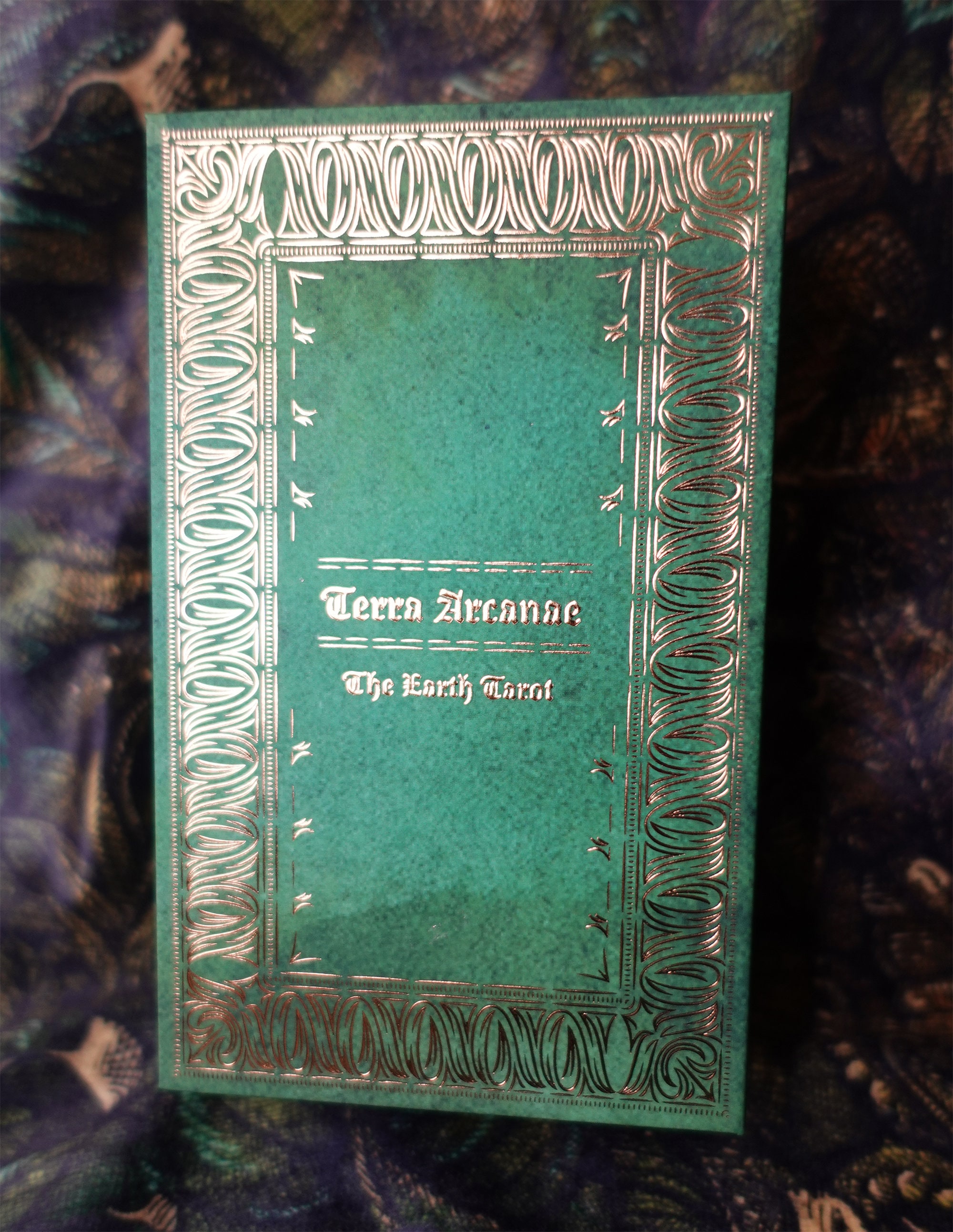 Terra Arcanae Earth Tarot Deck: 80-card Animal Tarot With Guidebook - Etsy