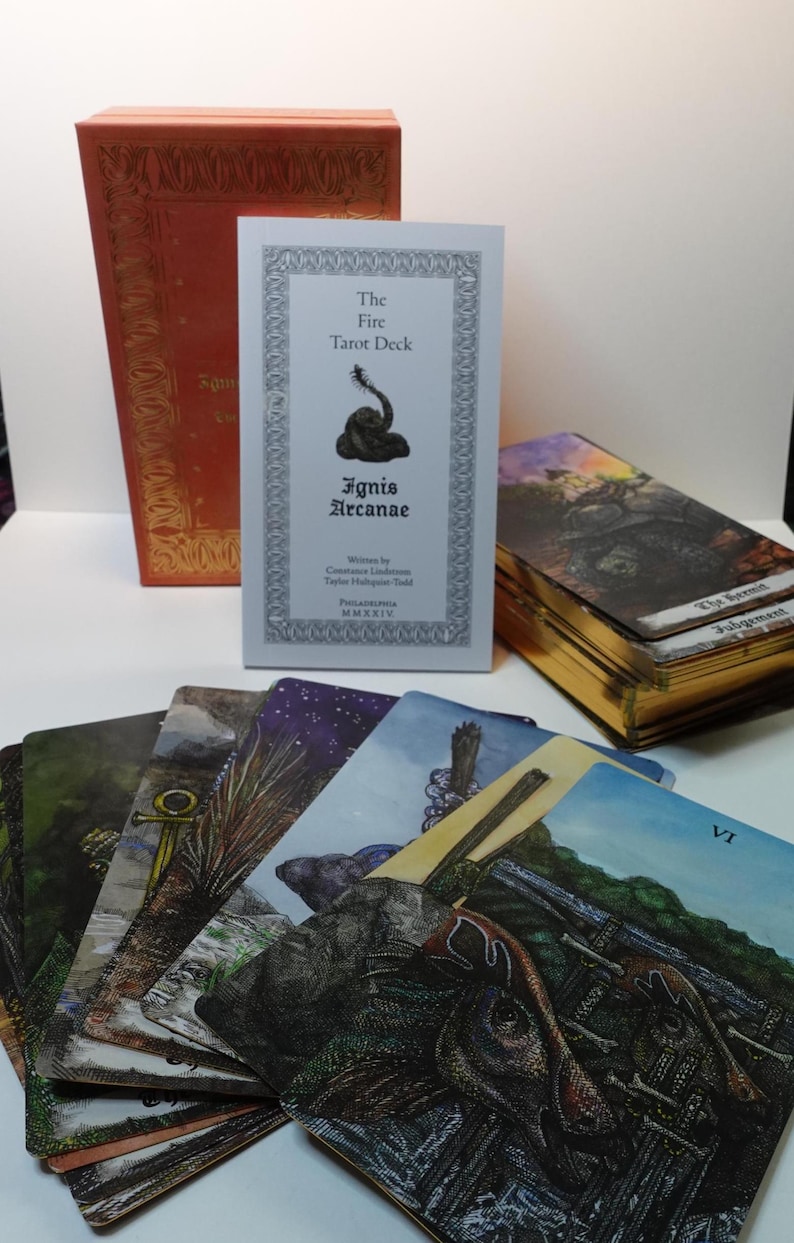 Ignis Arcanae Fire Tarot Deck: 80 Card Herpetofauna Tarot - Etsy