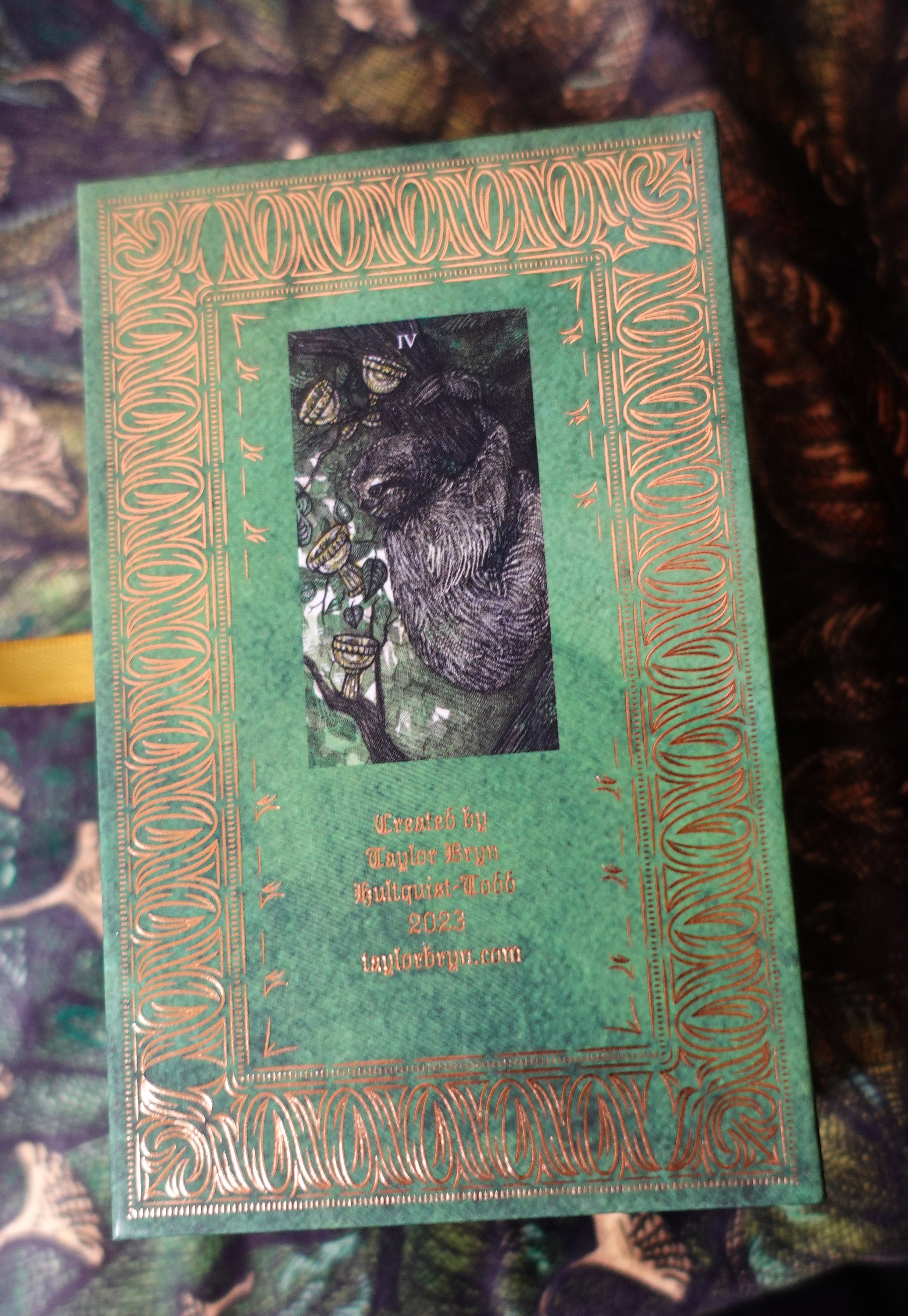 Terra Arcanae Earth Tarot Deck: 80-card Animal Tarot With Guidebook - Etsy