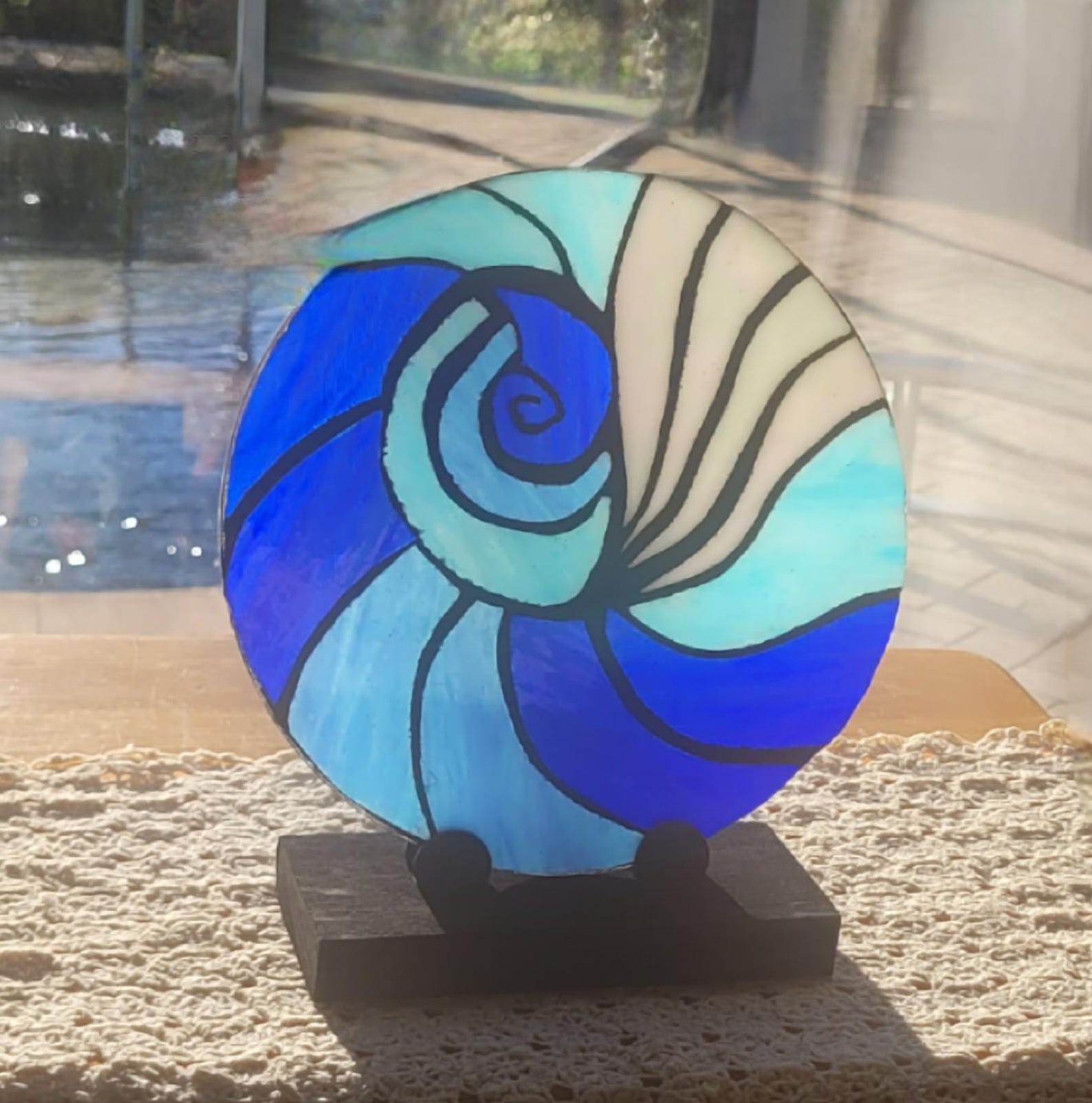 Blue Water Nautilus Stained Glass Mosaic Round Circle Turquoise White ...