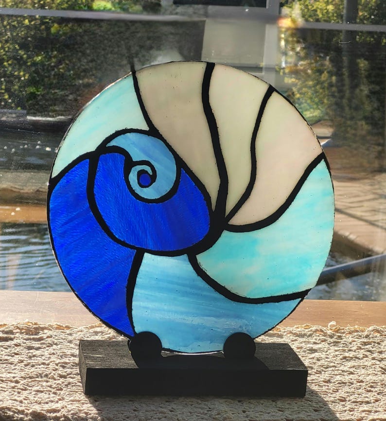 Blue Water Nautilus Stained Glass Mosaic Round Circle Turquoise White ...