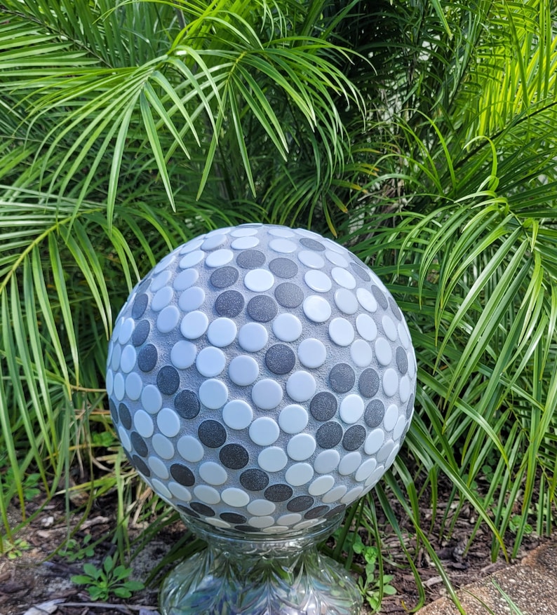 Repurpose Gazing Ball Penny Tiles Round Circles Gray Black White Mosaic ...