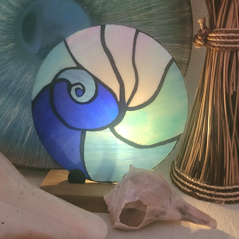 Blue Water Nautilus Stained Glass Mosaic Round Circle Turquoise White ...