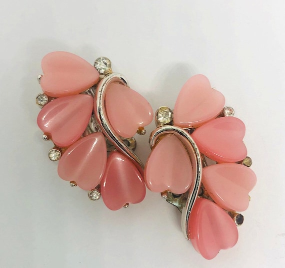 Signed LISNER Thermoset Lucite Earrings Pink Hearts R… - Gem