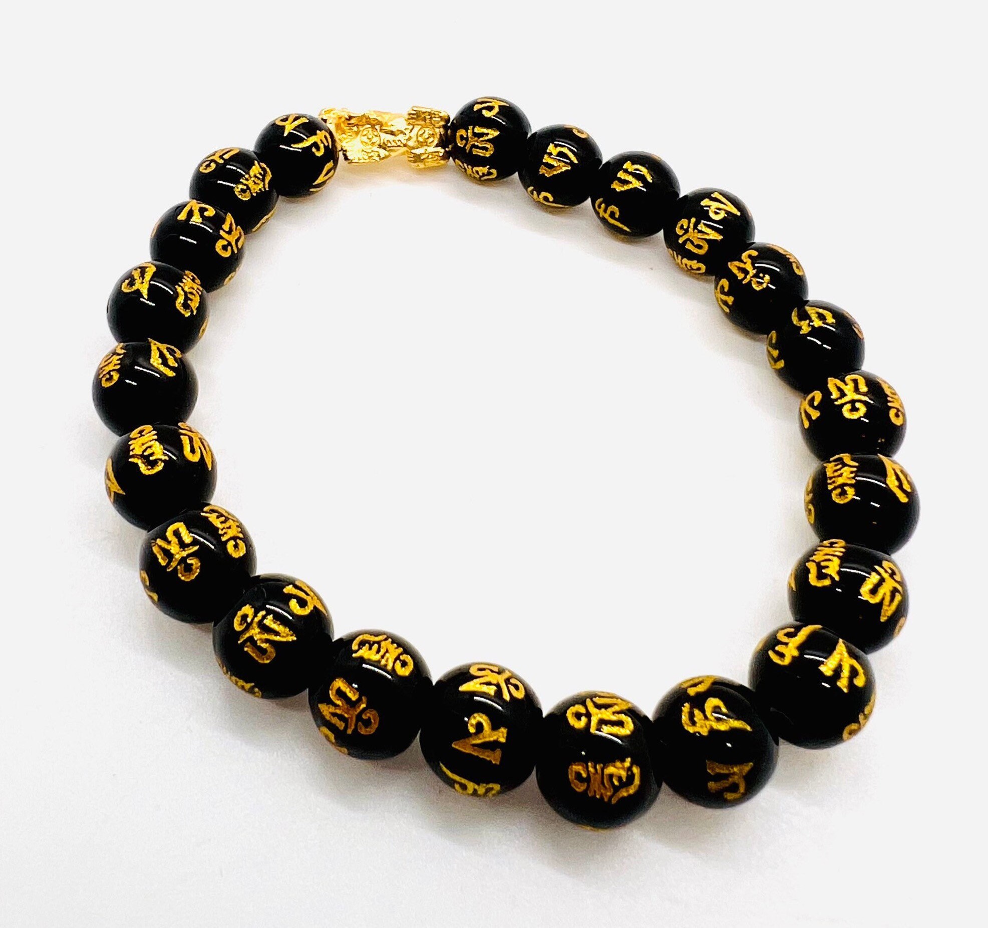 Black and gold chinese bracelet store