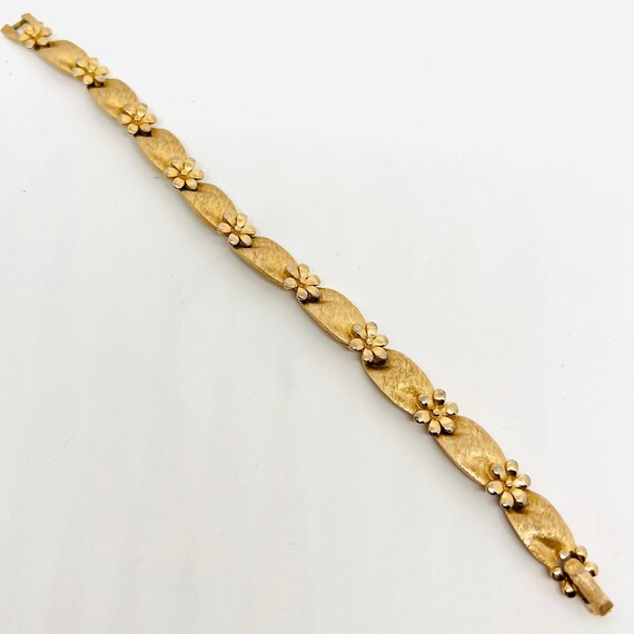 TRIFARI Brushed Gold Tone Birthday Ribbon Bracelet Si… - Gem