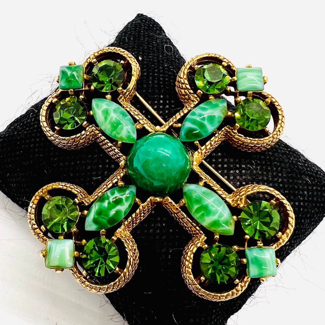 Large CAPRI Peking Glass Rhinestone Maltese Cross Brooch Signed Vintage ...
