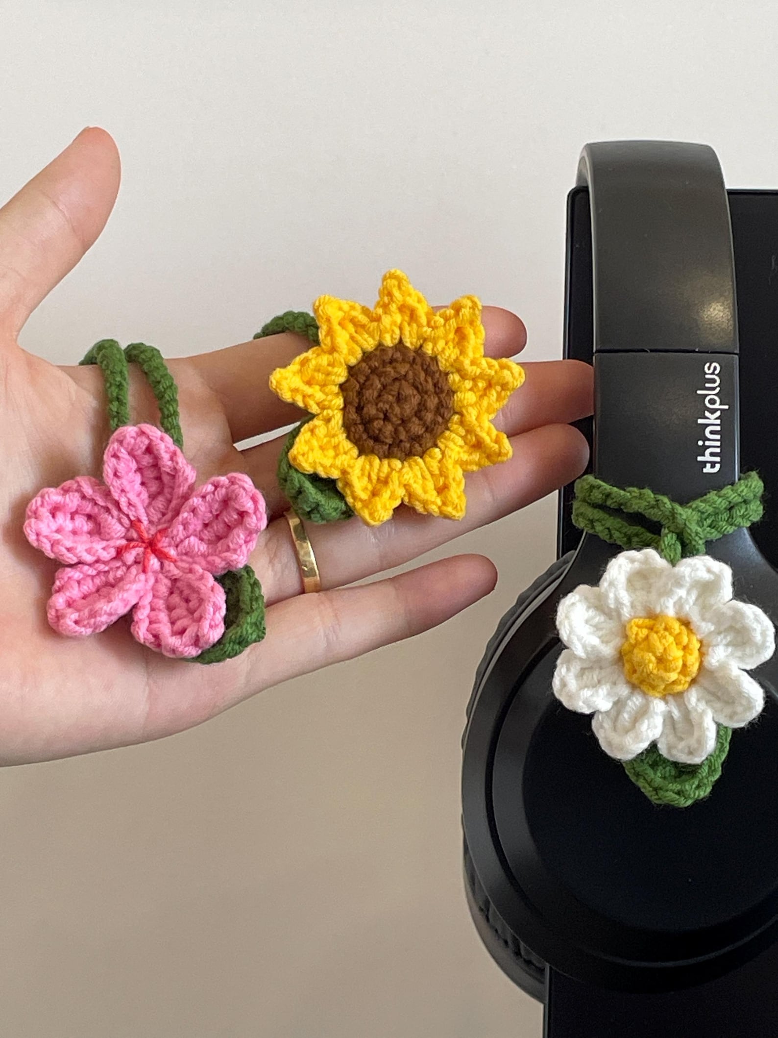Crochet Flowers Headphone Accessory, Cute Crochet Headphone Accessory ...