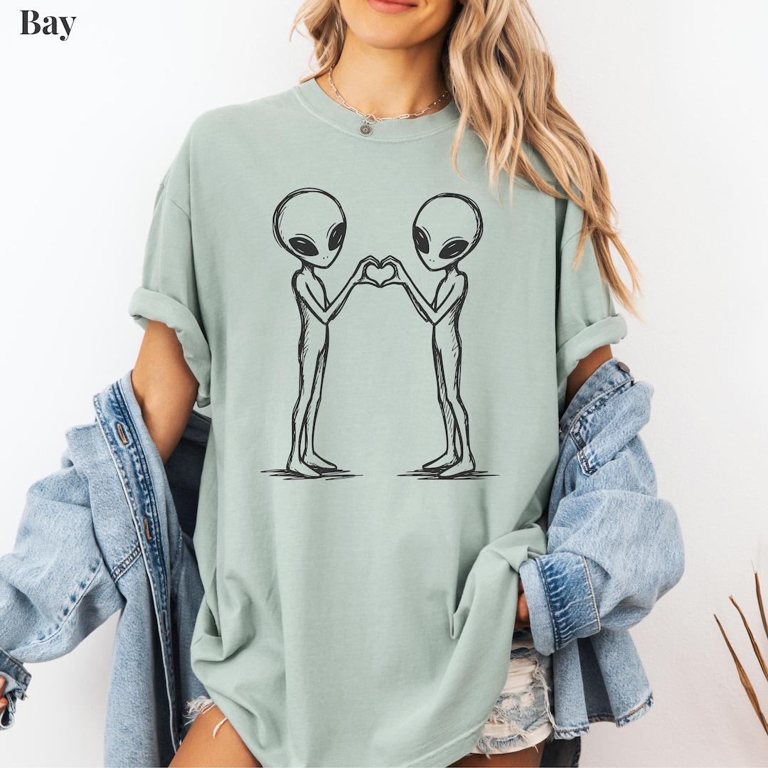 Alien Friendship T-shirt, Comfort Colors Paranormal Shirt, Cute Aliens ...