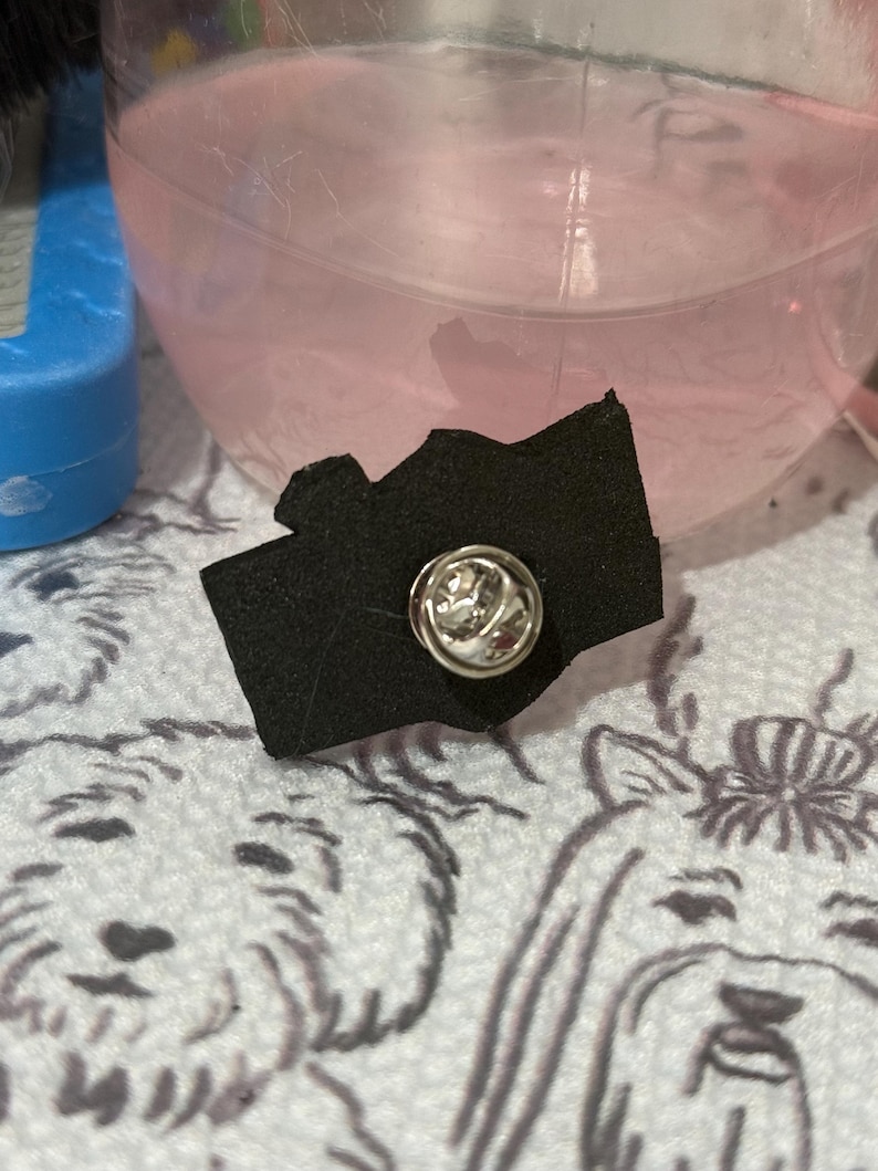 The Amazing Digital Circus Caine Sensor Square Pin! Please Read ...