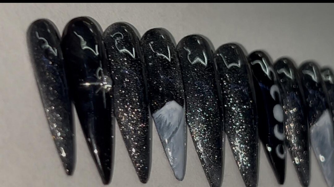 Custom Press on Nails | Night Court Nails | ACOTAR Inspired Nails ...