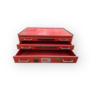 Mac Tools 3 Drawer Middle Tool Chest With Automobile Emblems Rock 'N ...