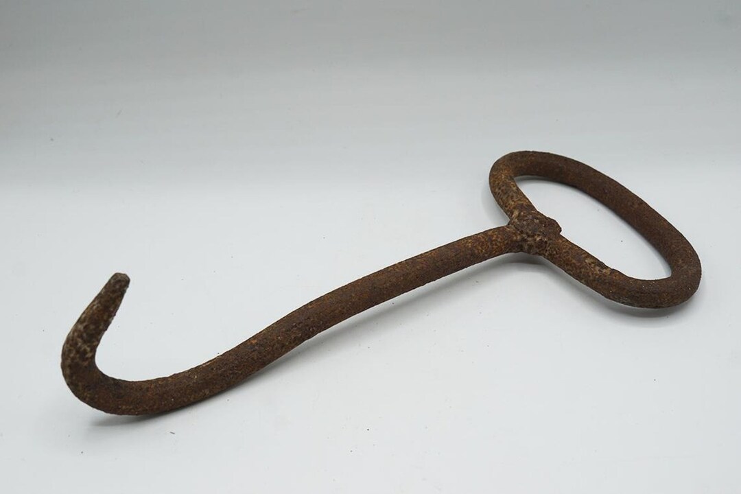 Rusty Metal Hay Ice Hook Halloween Haunted House - Etsy