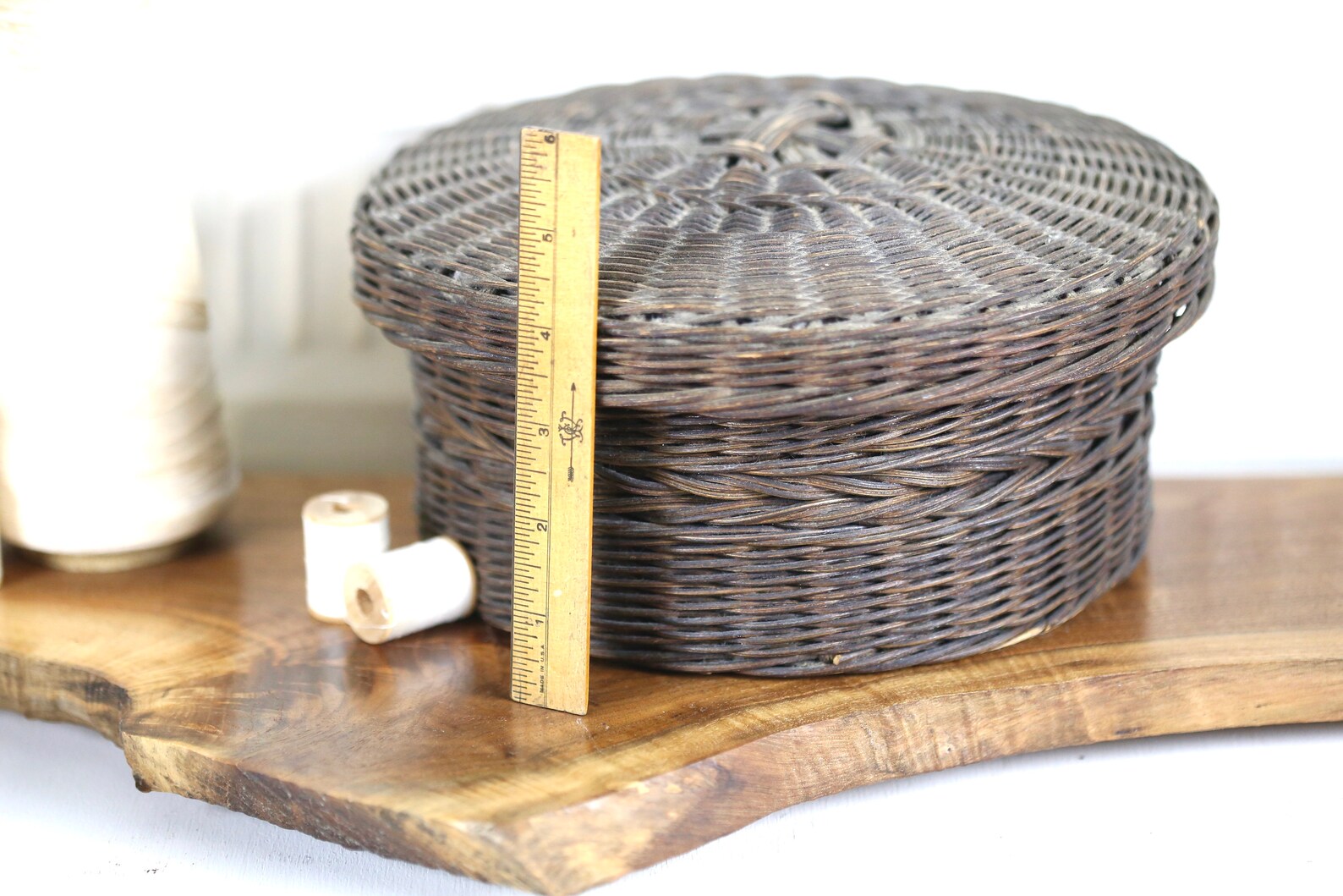 Antique Sewing Basket Vintage Sewing Basket With Fabric - Etsy