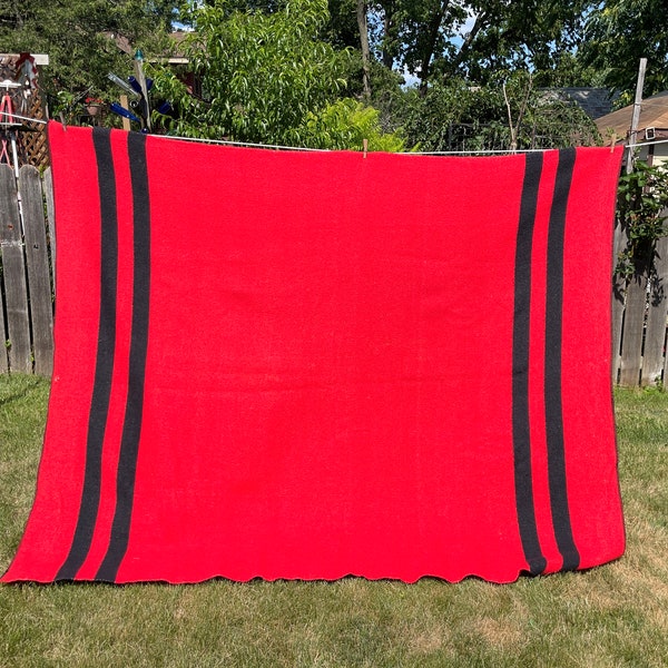 Black and Red Blanket - Etsy