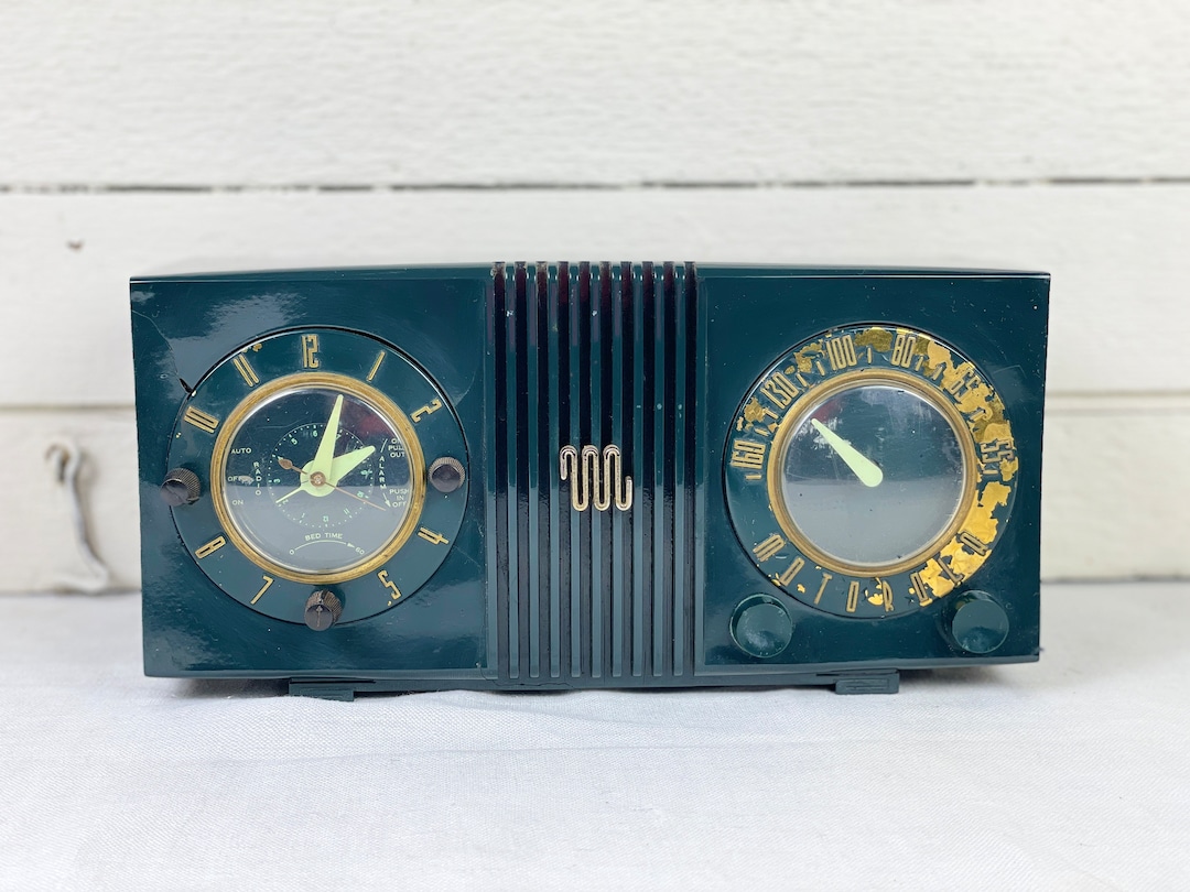 Antique Motorola Radio Retro Green Radio Collectable Vintage Clock ...