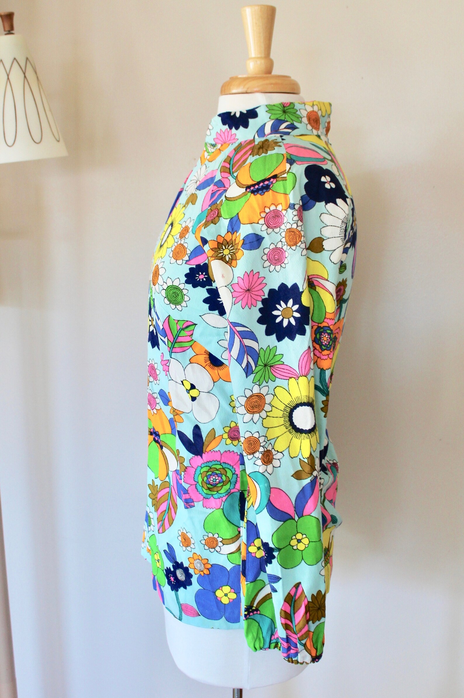 Vintage 1960s Womens Light Blue Groovy Flower Power Bell | Etsy