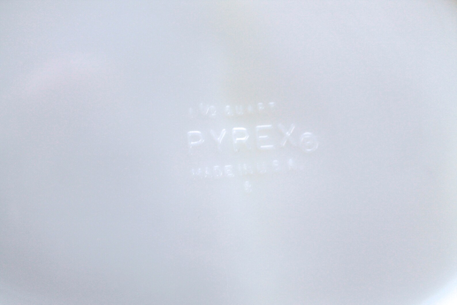 Vintage 1950's White and Black Pyrex Compass Pattern 1 1/2 Quart Number ...