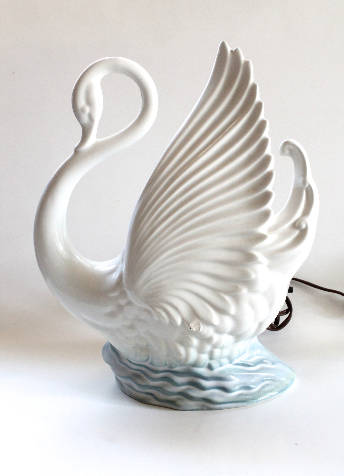Vintage 1950's Swan Shaped T.V. Lamp/nightlight and - Etsy
