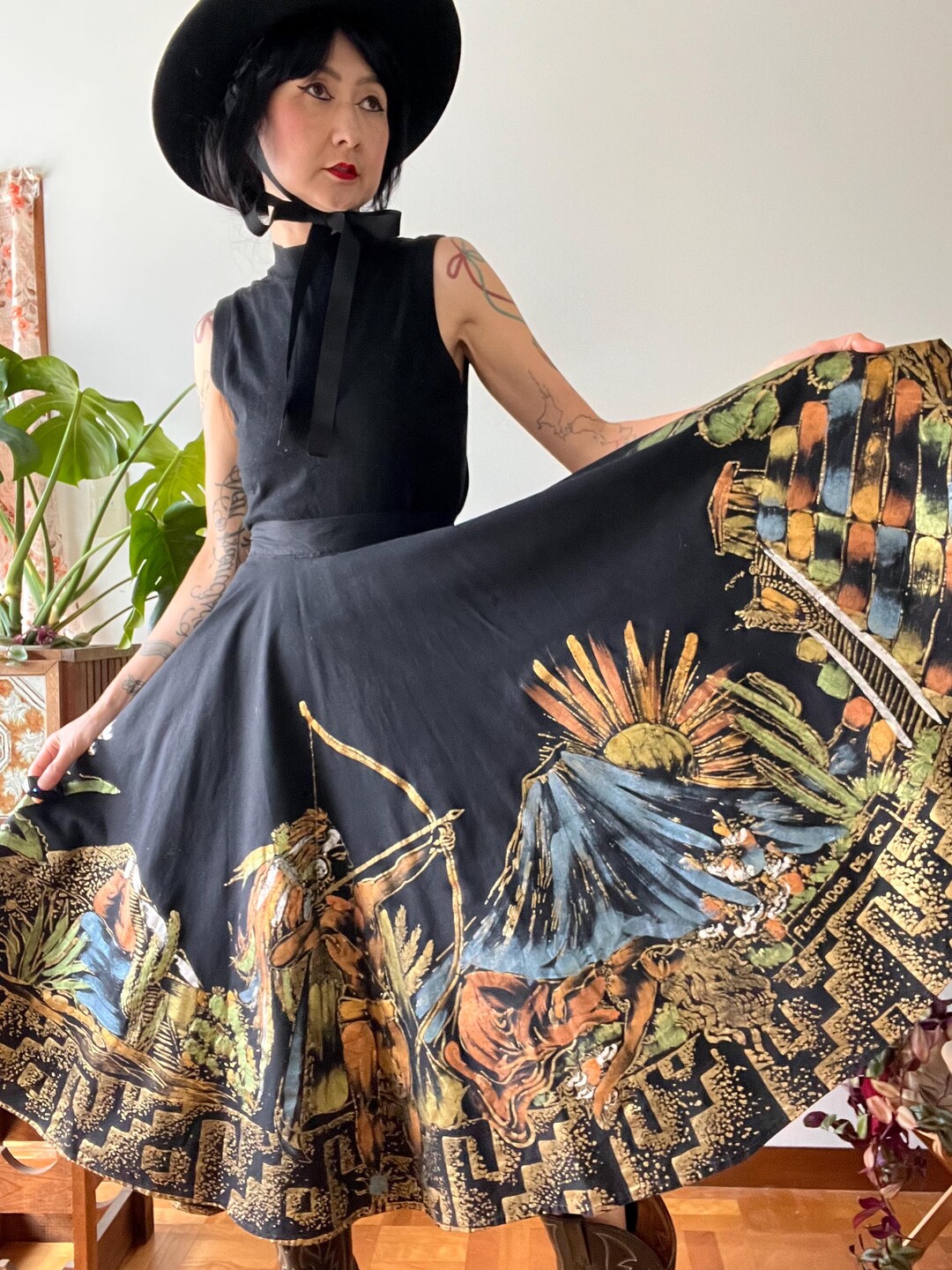 1950s Sala Prat Flechador Del Sol Mexican Circle Wrap Skirt | 24"-28 ...
