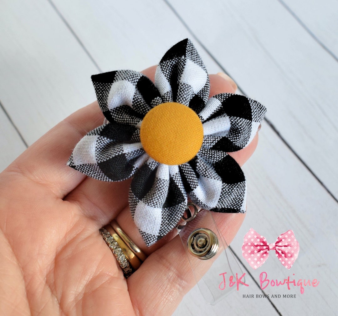 Black and White Plaid Retractable Badge Holder Nurse Badge - Etsy