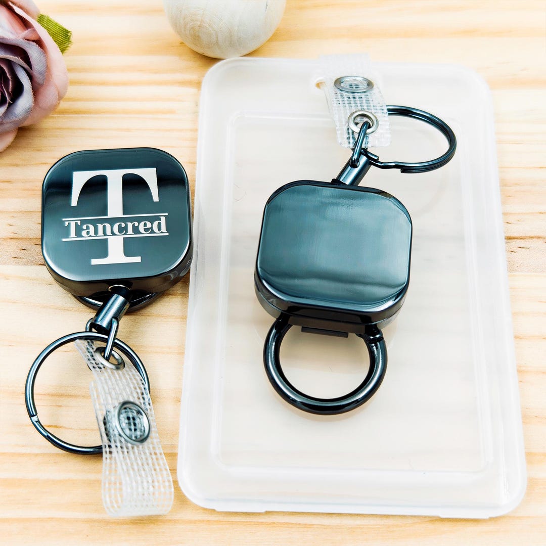 Personalized Metal Badge Holder With Retractable Keychain for Office ...